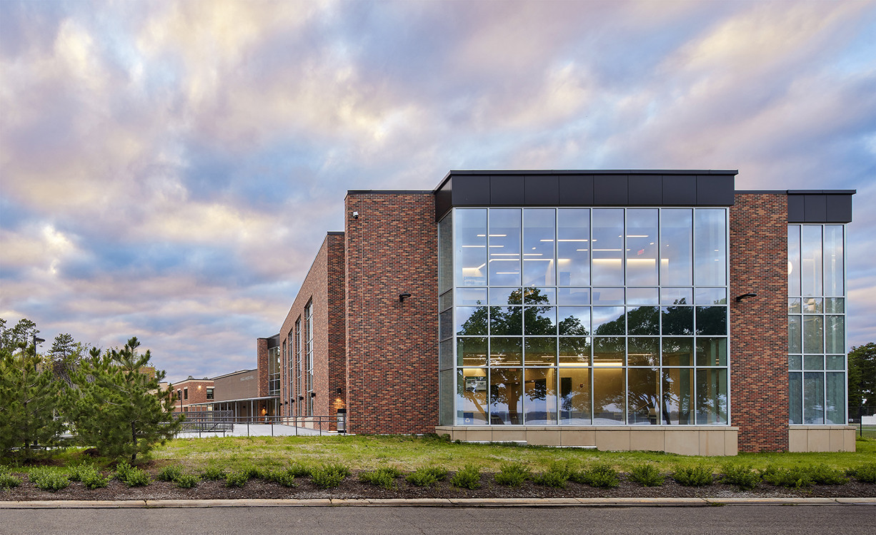 Hagg-Sauer Hall | CMTA, Inc.